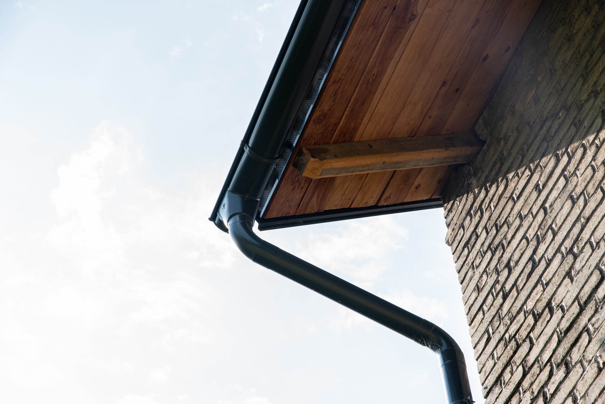 How to Choose the Right Gutters for Your Home